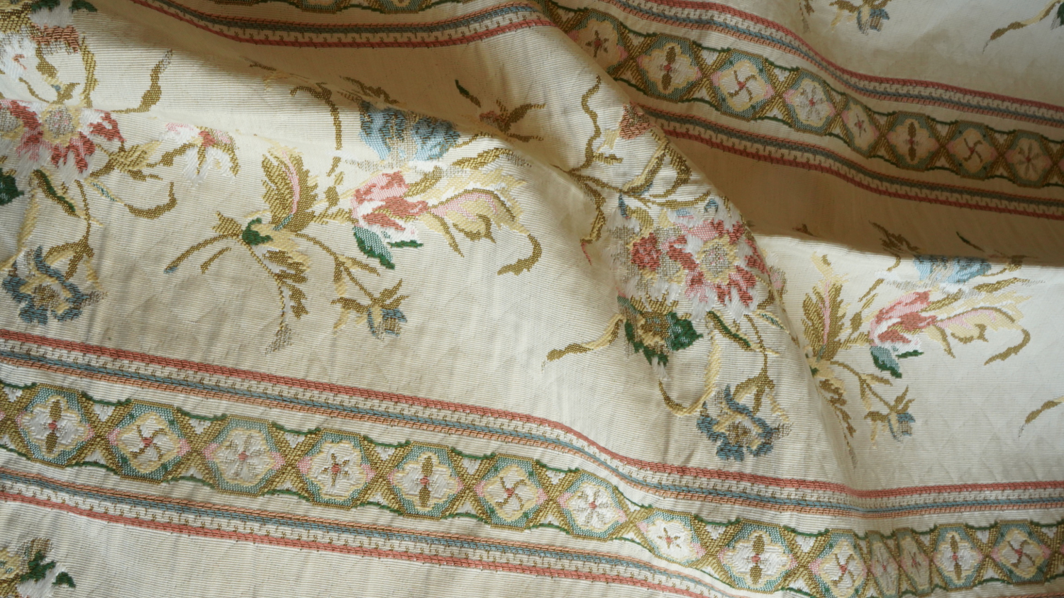 5 Timeless Ways to Repurpose Antique Fabrics | Austyn Marie Design